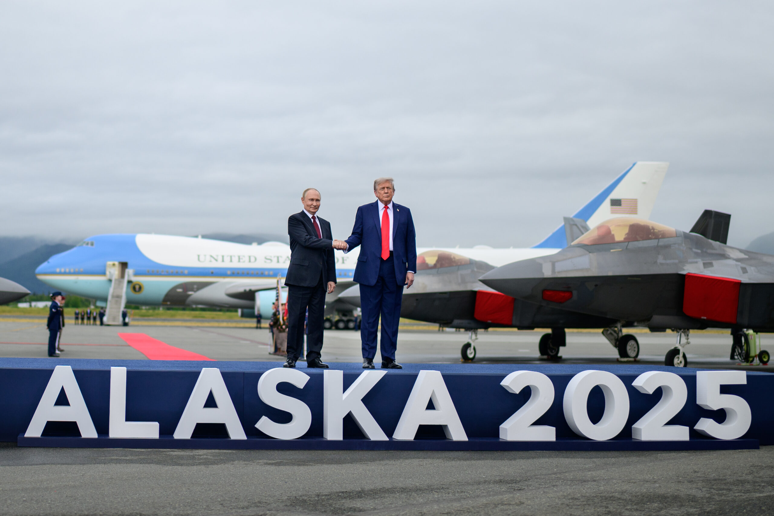 Trump, Putin hold 'historic' talks in Alaska as ceasefire in Ukraine tops agenda - Desi Talk's ...