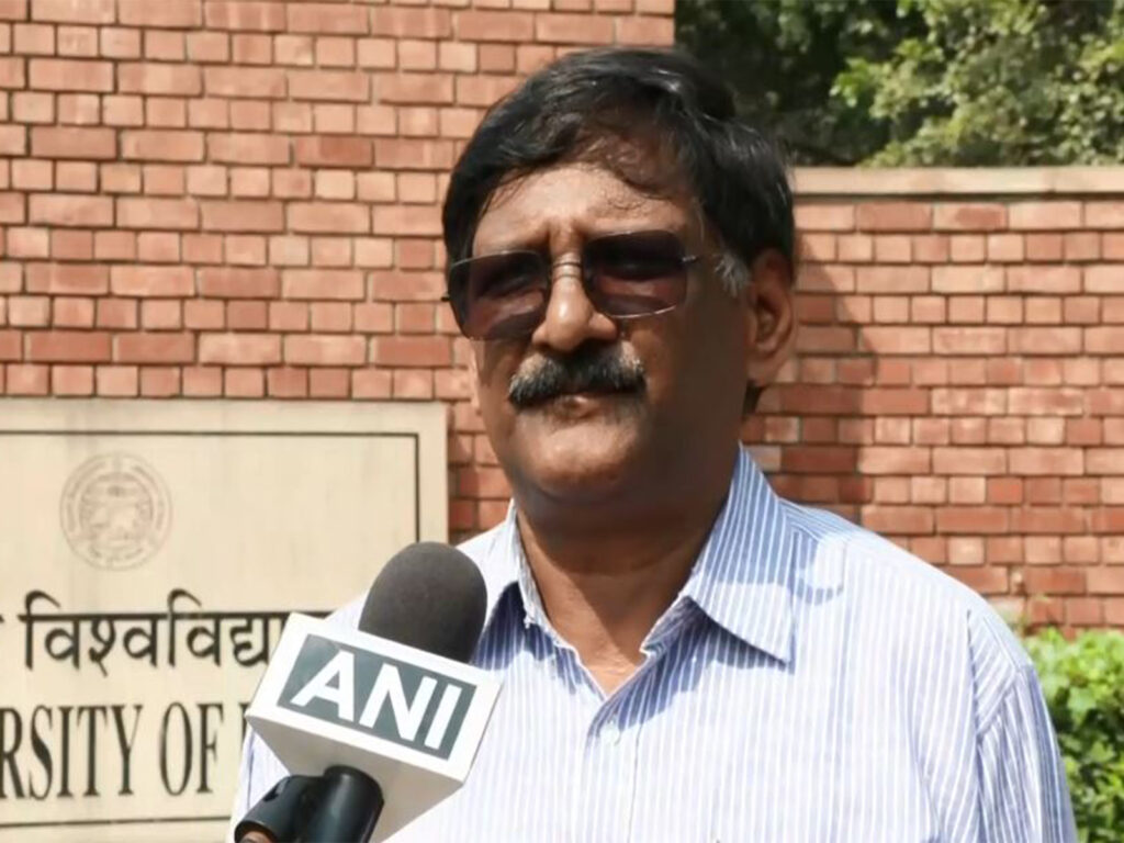 "Was forced to resign": Professor Sujeet Kumar on being slapped by DUSU Joint Secretary - Desi ...